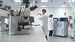 VSPARTICLE - Revolutionizing material development: VSPARTICLE